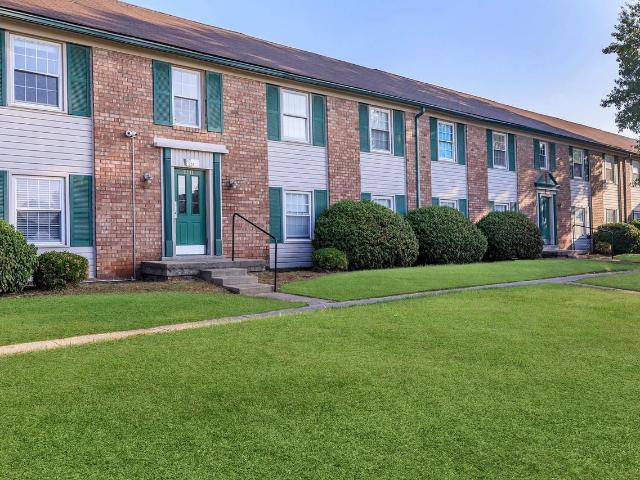 The Legend at Speedway 2 Bedroom Apartment for Rent at 2202 Fair Oaks Dr, Speedway, IN 46224 Speedway