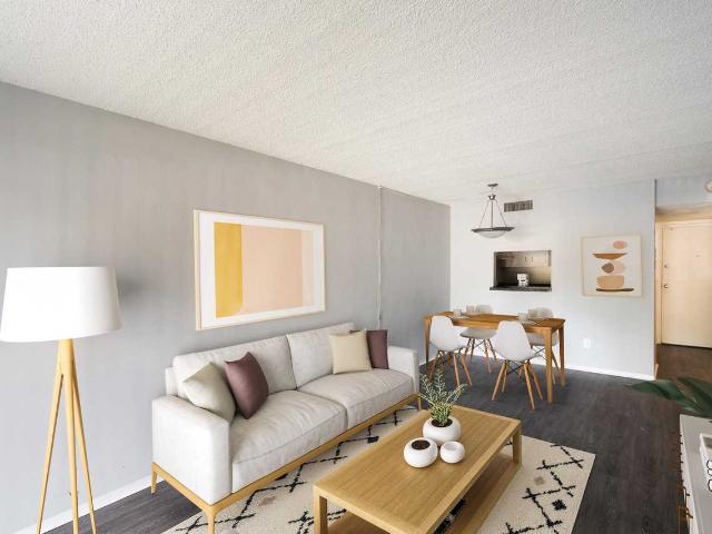 The Lenox Apartments Studio Apartment for Rent at 11311 N 22nd St, Tampa, FL 33612 University Square