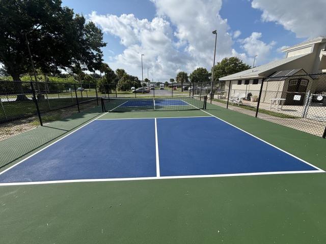 The Lenox at Merritt Island 1 Bedroom Apartment for Rent at 1200 S Courtenay Pkwy, Merritt Island, FL 32952 Courtenay Springs