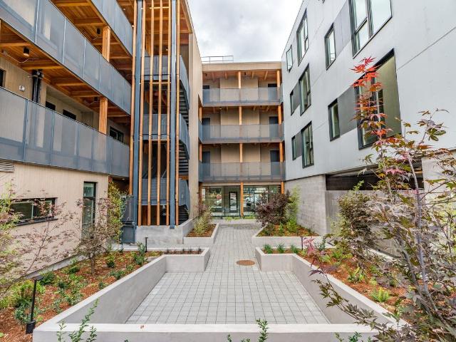 The Lenox Studio Apartment for Rent at 5151 Se Holgate Blvd, Portland, OR 97206 Creston Kenilworth