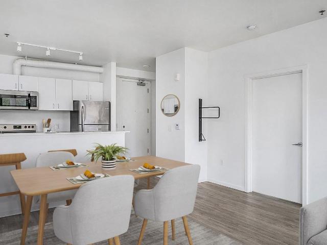 The Lenox Studio Apartment for Rent at 5151 Se Holgate Blvd, Portland, OR 97206 Creston Kenilworth