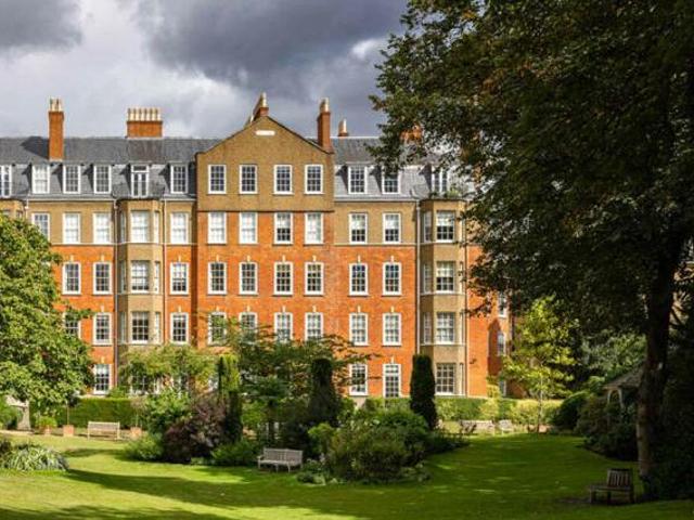 The Little Boltons, London, 3 Bedroom Apartment