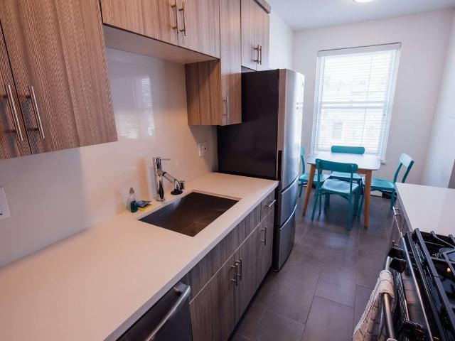 The Lido 2 Bedroom Apartment for Rent at 6500 Yucca St, Los Angeles, CA 90028 Hollywood Hills West