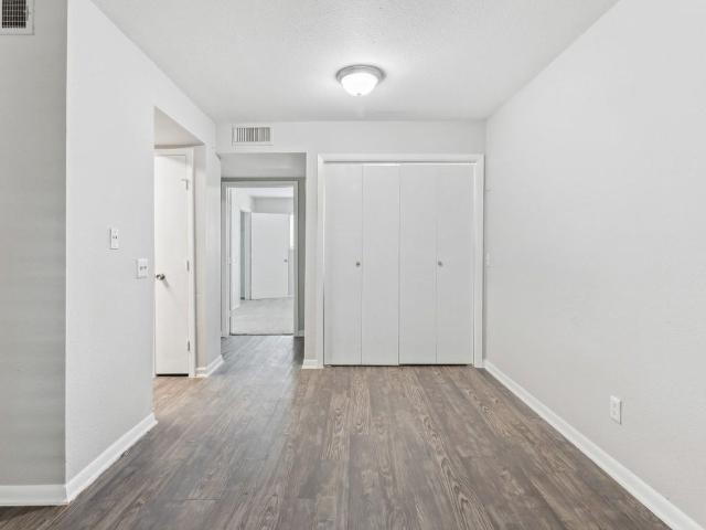 The Life at Park View 1 Bedroom Apartment for Rent at 2730 Lafferty Rd, Pasadena, TX 77502