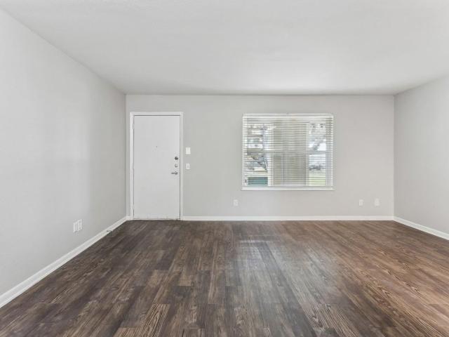 The Life at Park View 1 Bedroom Apartment for Rent at 2730 Lafferty Rd, Pasadena, TX 77502