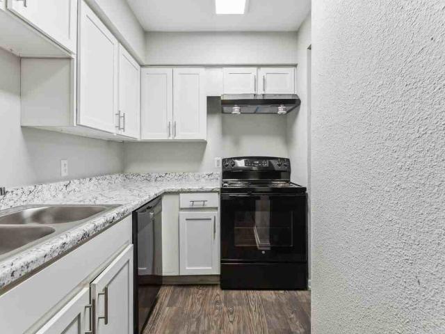 The Life at Park View 2 Bedroom Apartment for Rent at 2730 Lafferty Rd, Pasadena, TX 77502