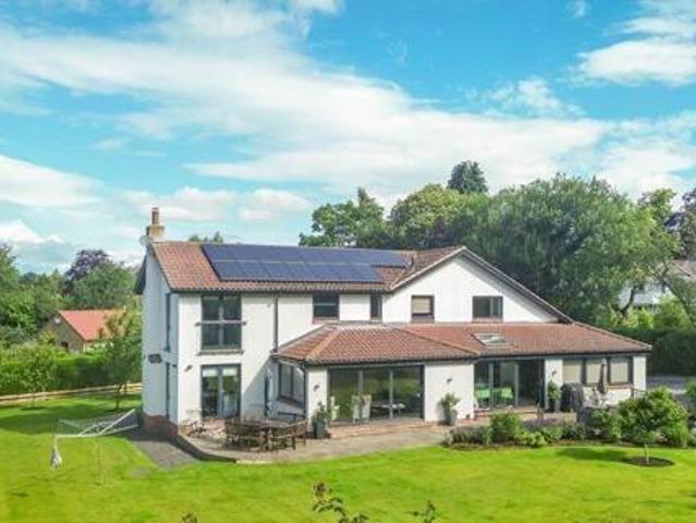 The Lighthouse, The Paddock, 4 Bedroom Detached
