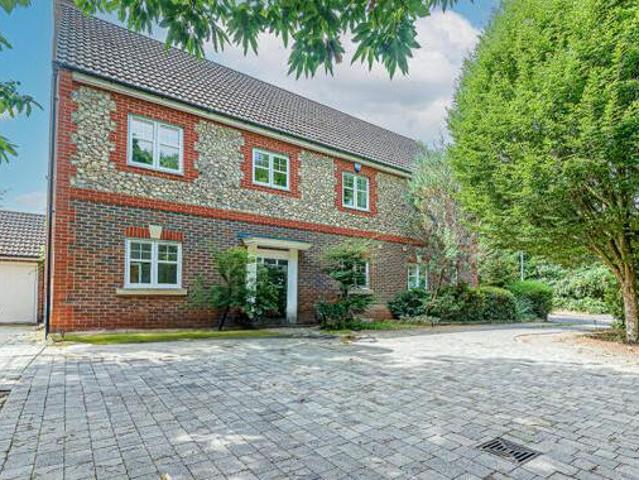 The Limes, Hayley Green, 4 Bedroom Cottage