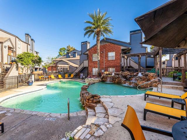 The Linc At Cypress 1 Bedroom Apartment for Rent at 10730 Glenora Dr, Houston, TX 77065