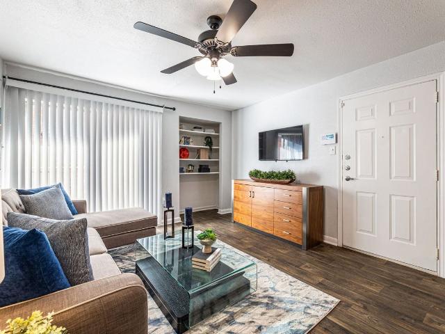 The Linc At Cypress 1 Bedroom Apartment for Rent at 10730 Glenora Dr, Houston, TX 77065
