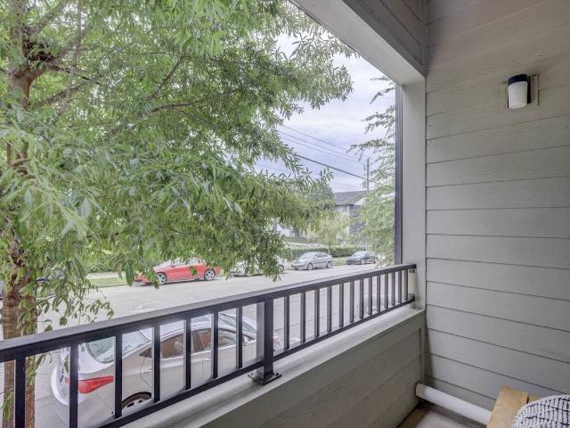 The Lincoln 1 Bedroom Apartment for Rent at 408 E Hargett St, Raleigh, NC 27601