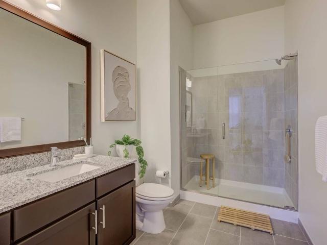 The Lincoln 1 Bedroom Apartment for Rent at 408 E Hargett St, Raleigh, NC 27601
