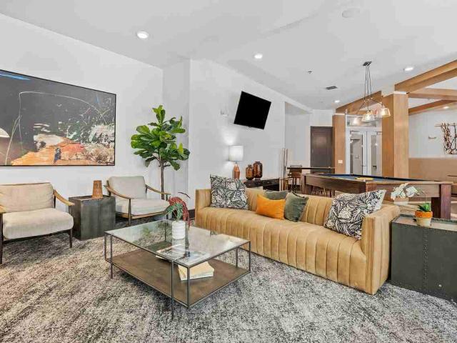 The Lincoln 1 Bedroom Apartment for Rent at 408 E Hargett St, Raleigh, NC 27601