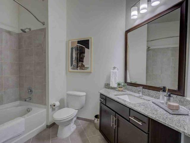 The Lincoln 2 Bedroom Apartment for Rent at 408 E Hargett St, Raleigh, NC 27601