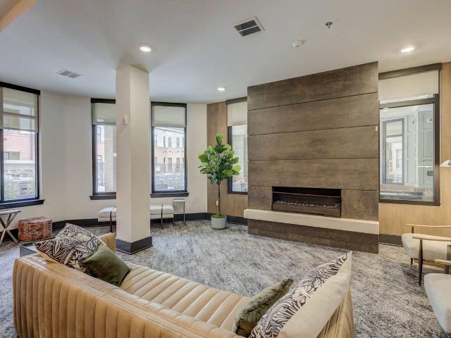 The Lincoln 2 Bedroom Apartment for Rent at 408 E Hargett St, Raleigh, NC 27601