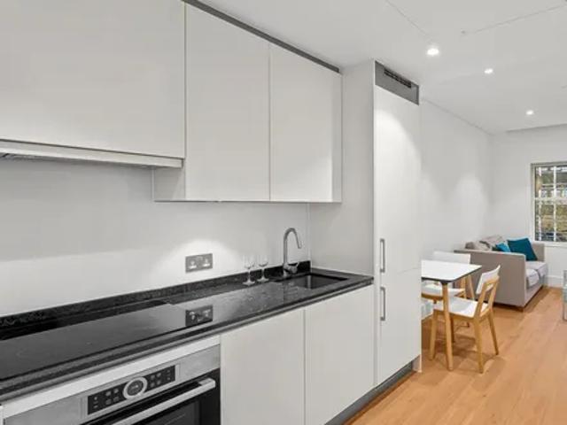 The Lincoln Suites, 37 39 Kingsway, London, WC2B 6TP, United Kingdom | 1 bed house for rent #168119492 | Rentberry