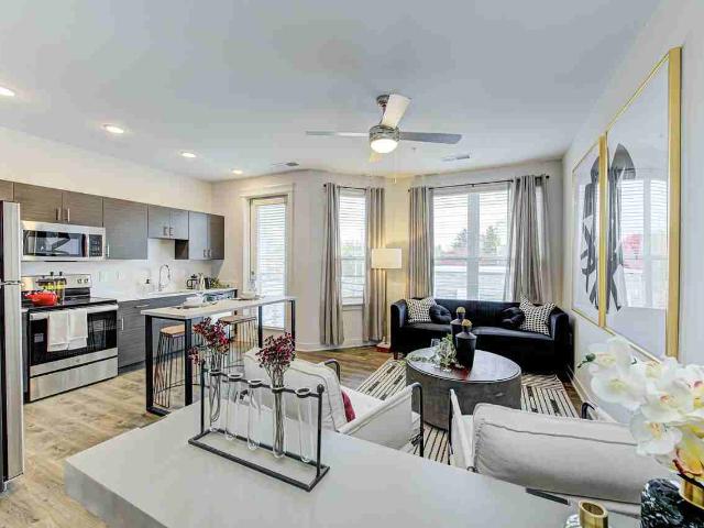 The Line 1 Bedroom Apartment for Rent at 950 E 64th St, Indianapolis, IN 46220 Broad Ripple
