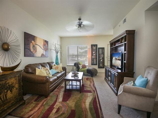 The Links at Starkville Custom Deluxe III Executive Suite Fully Furnished & Paid Utilities
