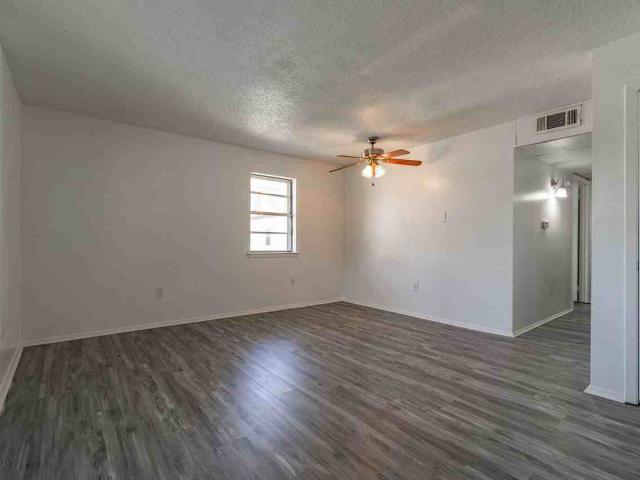 The Luxe Apartments 2 Bedroom Apartment for Rent at 1011 S James St, Jacksonville, AR 72076