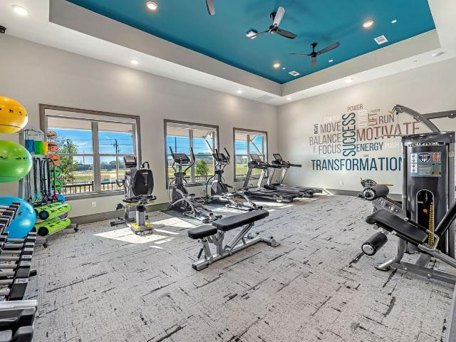 The Luxe at Las Colinas 1 Bedroom Apartment for Rent at 5000 N State Highway 161, Irving, TX 75038