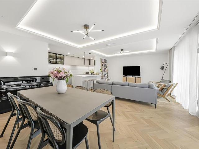 THE LUXLEY, GOLDERS GREEN, NW11 3 bed apartment to rent £8,498 pcm £1,961 pw