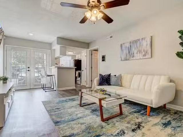 The Lumiere, 3301 West Esplanade Ave North, Metairie 2 Bedro.