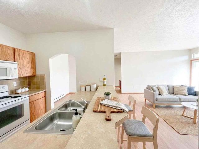 The Lusitano 1 Bedroom Apartment for Rent at 5420 W Barnes Rd, Spokane, WA 99208 North Indian Trail
