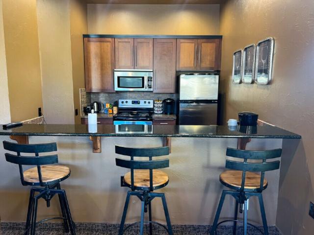 The Lusitano 2 Bedroom Apartment for Rent at 5420 W Barnes Rd, Spokane, WA 99208 North Indian Trail