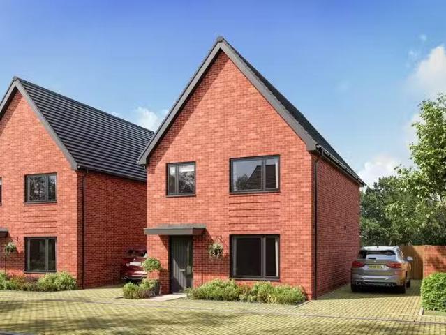 The Lydford Plot 109 at Risborough. 4 bed detached house for.