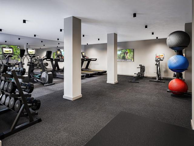 The Lyle on Broad 1 Bedroom Apartment for Rent at 922 N Broad St, Philadelphia, PA 19130 Avenue of the Arts North
