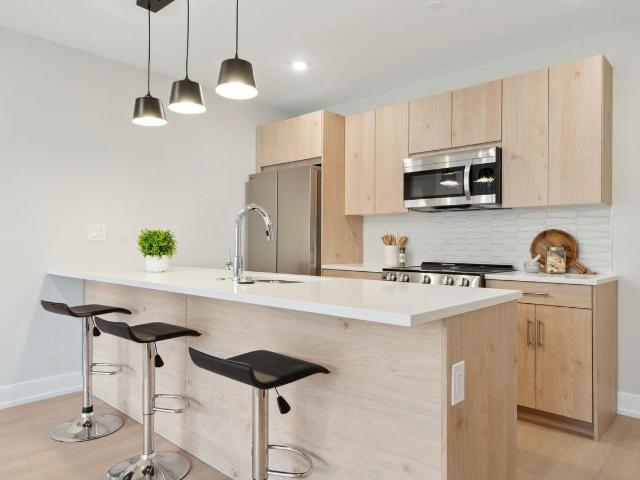 The Lyle on Broad 1 Bedroom Apartment for Rent at 922 N Broad St, Philadelphia, PA 19130 Avenue of the Arts North