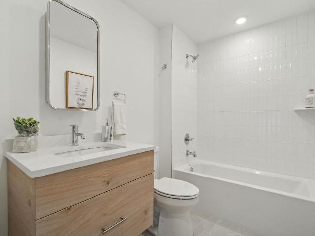 The Lyle on Broad Studio Apartment for Rent at 922 N Broad St, Philadelphia, PA 19130 Avenue of the Arts North
