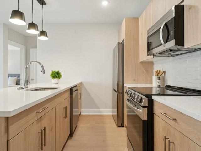 The Lyle on Broad Studio Apartment for Rent at 922 N Broad St, Philadelphia, PA 19130 Avenue of the Arts North