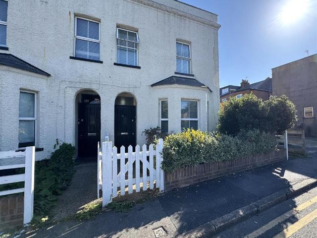 The Lynch, Uxbridge UB8, 1 bed flat to rent, £1,350 pcm | PrimeLocation
