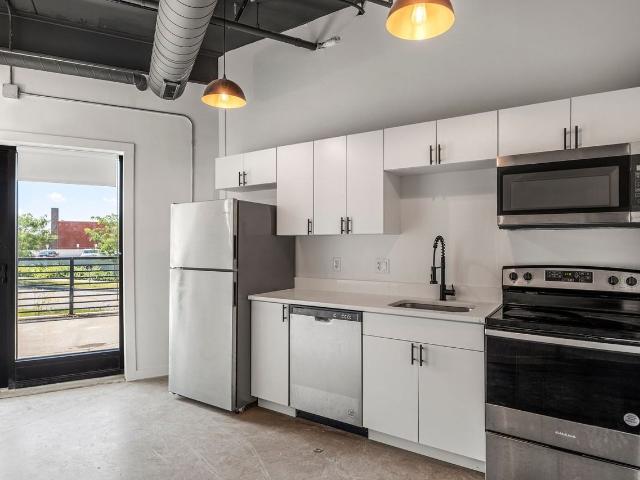 The Lyon Studio Apartment for Rent at 660 East 5th Street, Des Moines, IA 50309 East Village
