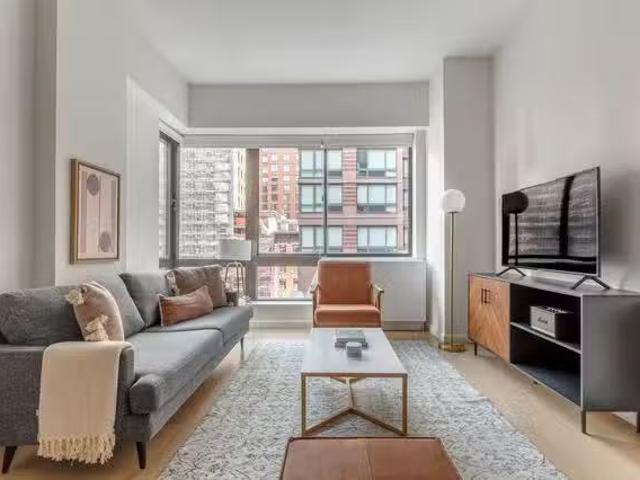 The Lyric, 255 West 94th St, Upper West Side 1 Bedroom 1 B.