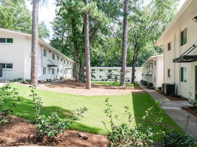 The Motif by Morningside Studio Apartment for Rent at 2175 Lenox Rd Ne, Atlanta, GA 30324 Lindridge Martin Manor