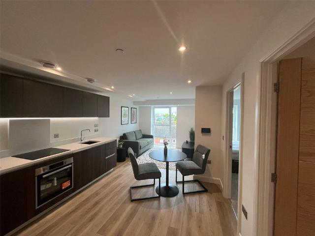 The Mount, 28 Richmond Hill. 1 bed apartment to rent £1,000 pcm £231 pw