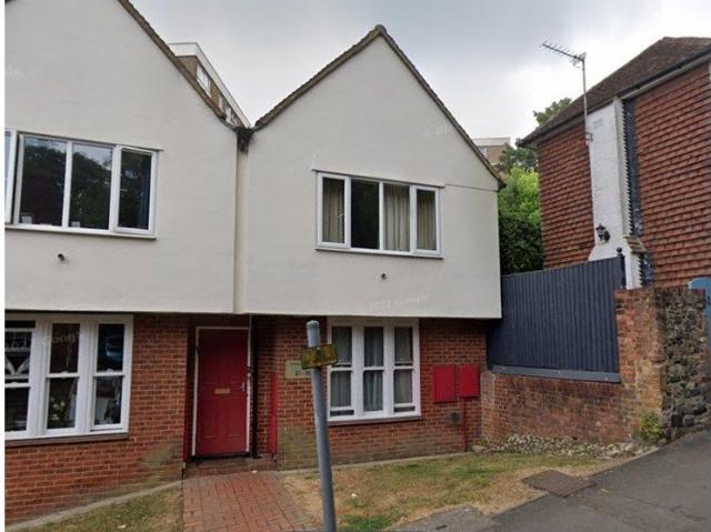The Mount, Guildford GU2, 1 bed flat to rent, £1,400 pcm | PrimeLocation