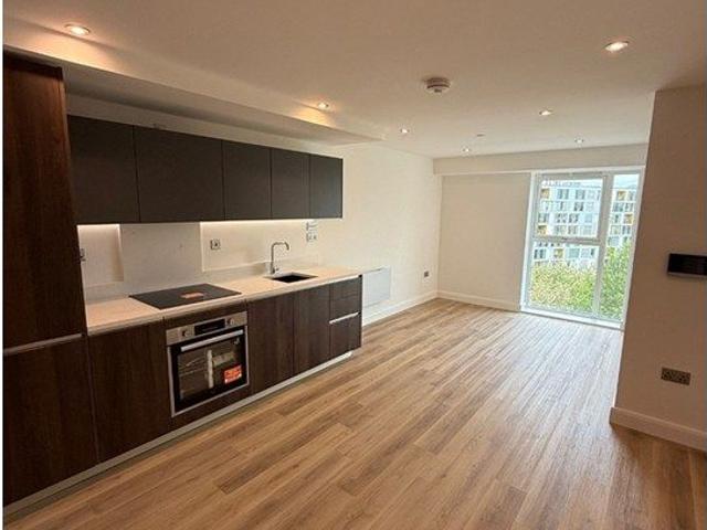 The Mount, Leeds LS9, 1 bed flat to rent, £975 pcm | PrimeLocation