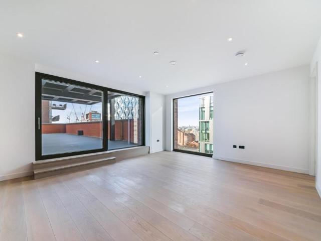 The Modern, Embassy Gardens, London. 3 bed flat to rent £6,067 pcm £1,400 pw