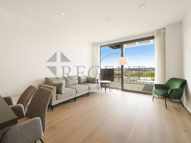 The Modern, Embassy Gardens, SW11 2 bed apartment to rent £4,300 pcm £992 pw