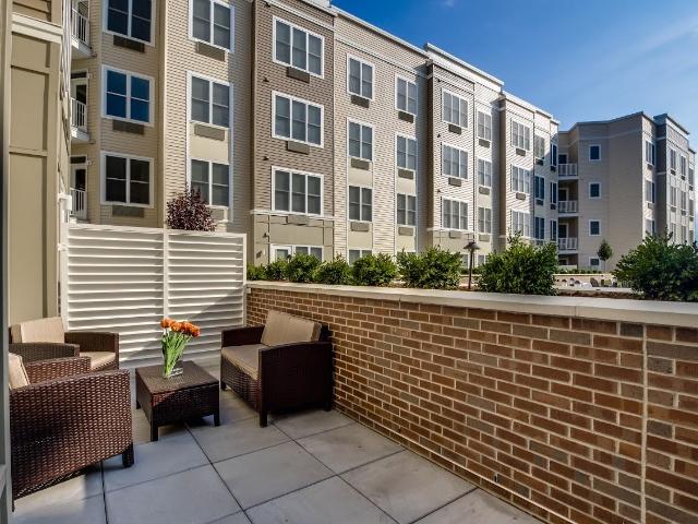 The Monarch 1 Bedroom Apartment for Rent at 120 100 120 Schindler Court, East Rutherford, NJ 07073