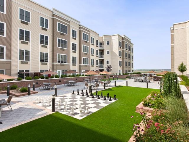 The Monarch 1 Bedroom Apartment for Rent at 120 100 120 Schindler Court, East Rutherford, NJ 07073