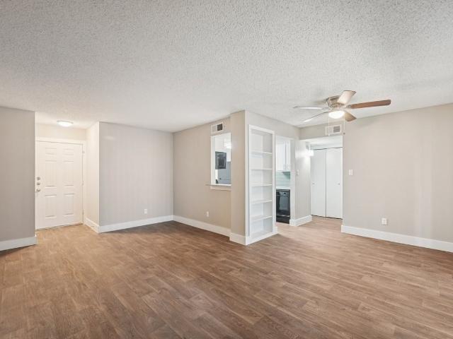 The Monet 2 Bedroom Apartment for Rent at 3900 Investor Dr, Dallas, TX 75237 Redbird