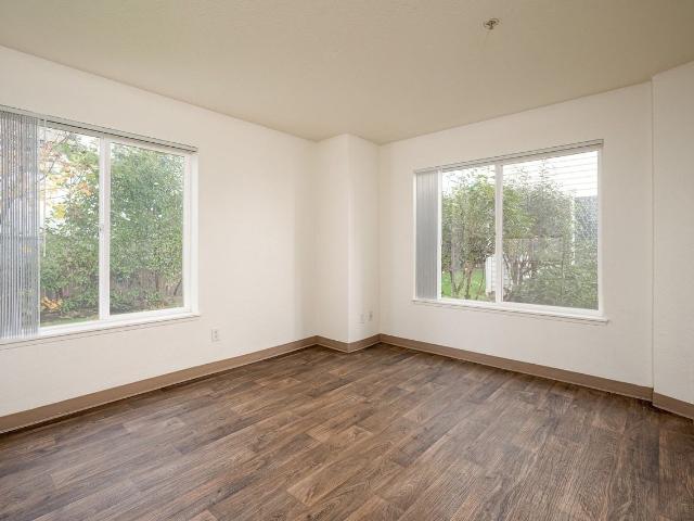 The Montavilla 3 Bedroom Apartment for Rent at 608 Ne 87th Ave, Portland, OR 97220 Montavilla