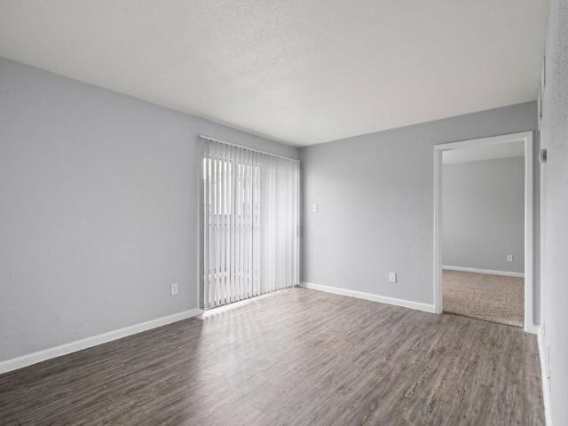 The Montclair 2 Bedroom Apartment for Rent at 9445 Concourse Dr, Houston, TX 77036 Westwood