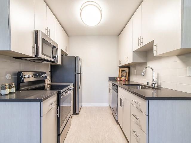 The Montclaire 2 Bedroom Apartment for Rent at 450 N Mathilda Ave, Sunnyvale, CA 94085 Lowlanders