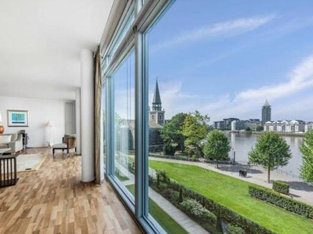 The Montevetro Building, Battersea, 3 Bedroom Apartment