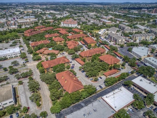 The Montecristo Apartments 2 Bedroom Apartment for Rent at 215 N Loop 1604 E, San Antonio, TX 78232 Stone Oak